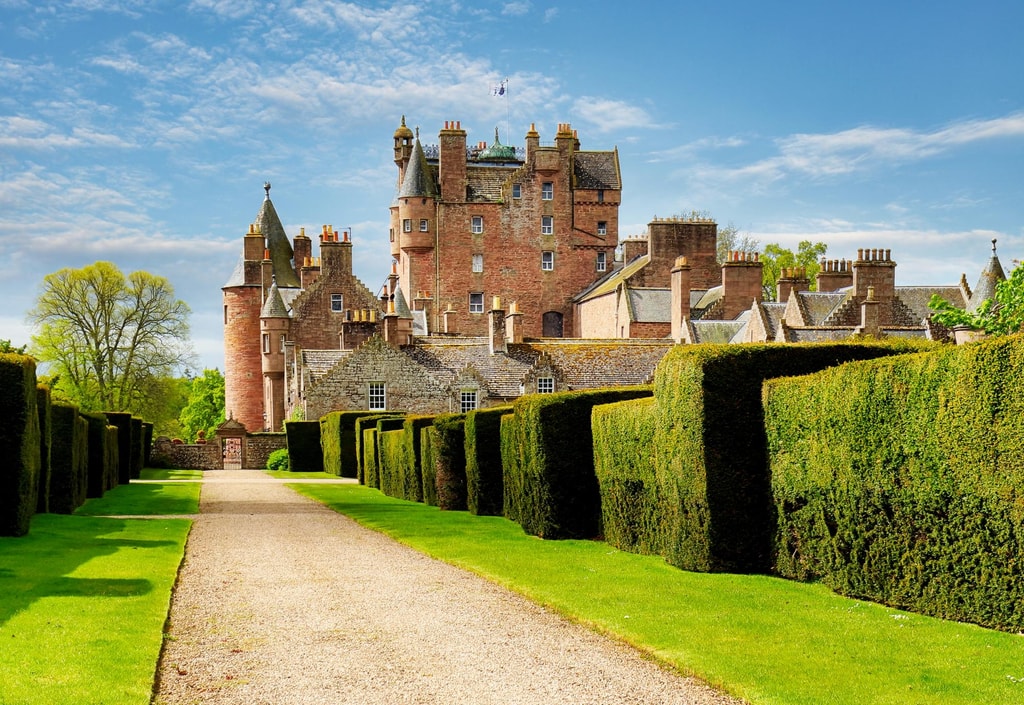 Visiter le Château de Glamis en Ecosse : billets, prix, horaires