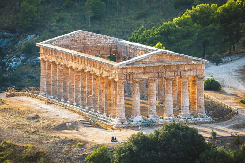 Visiter le Site archéologique de Ségeste en Sicile : billets, prix ...